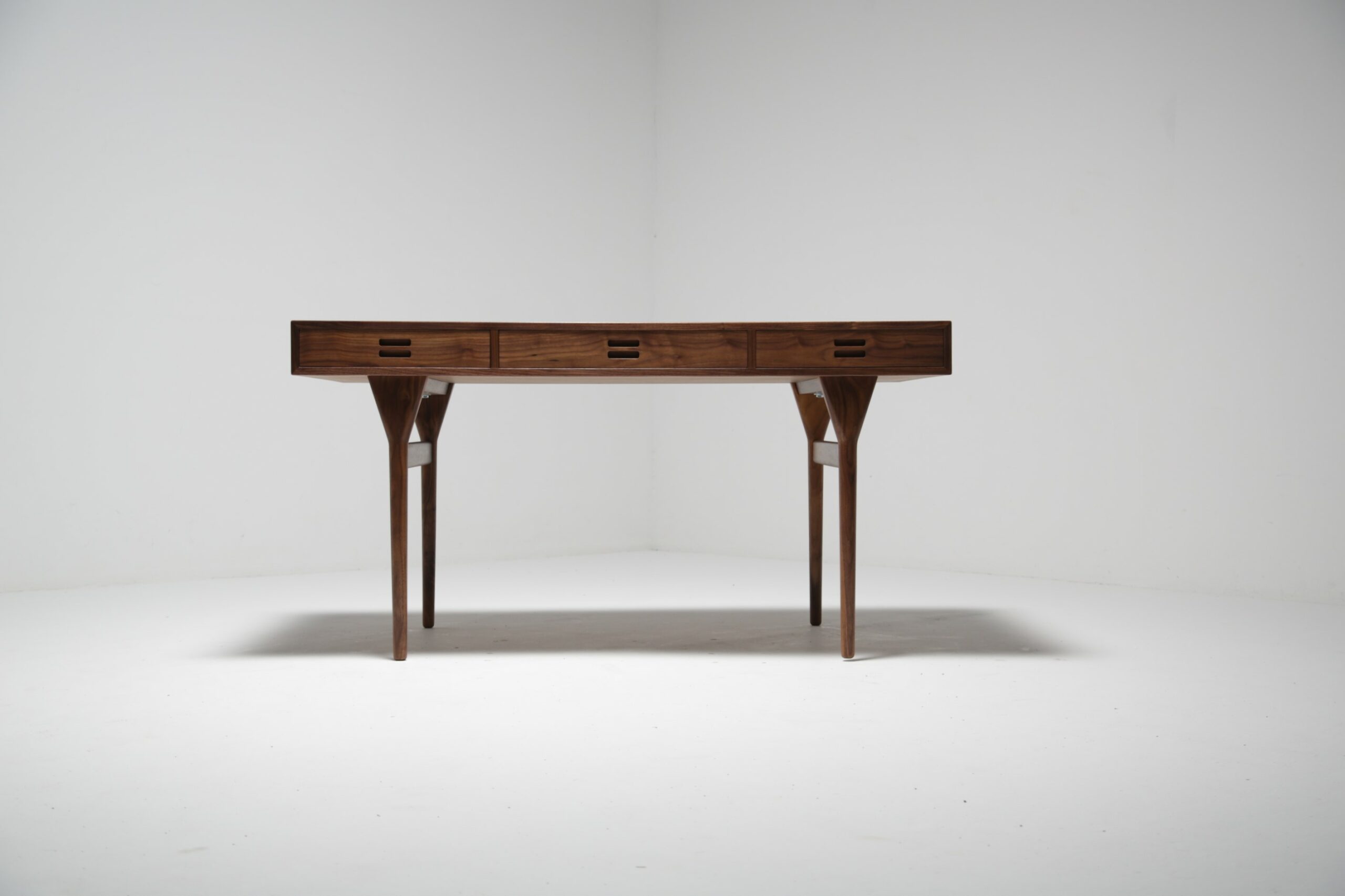 Walnut Desk "ND93" by Nanna Ditzel, Denmark, contemporary. - The ...