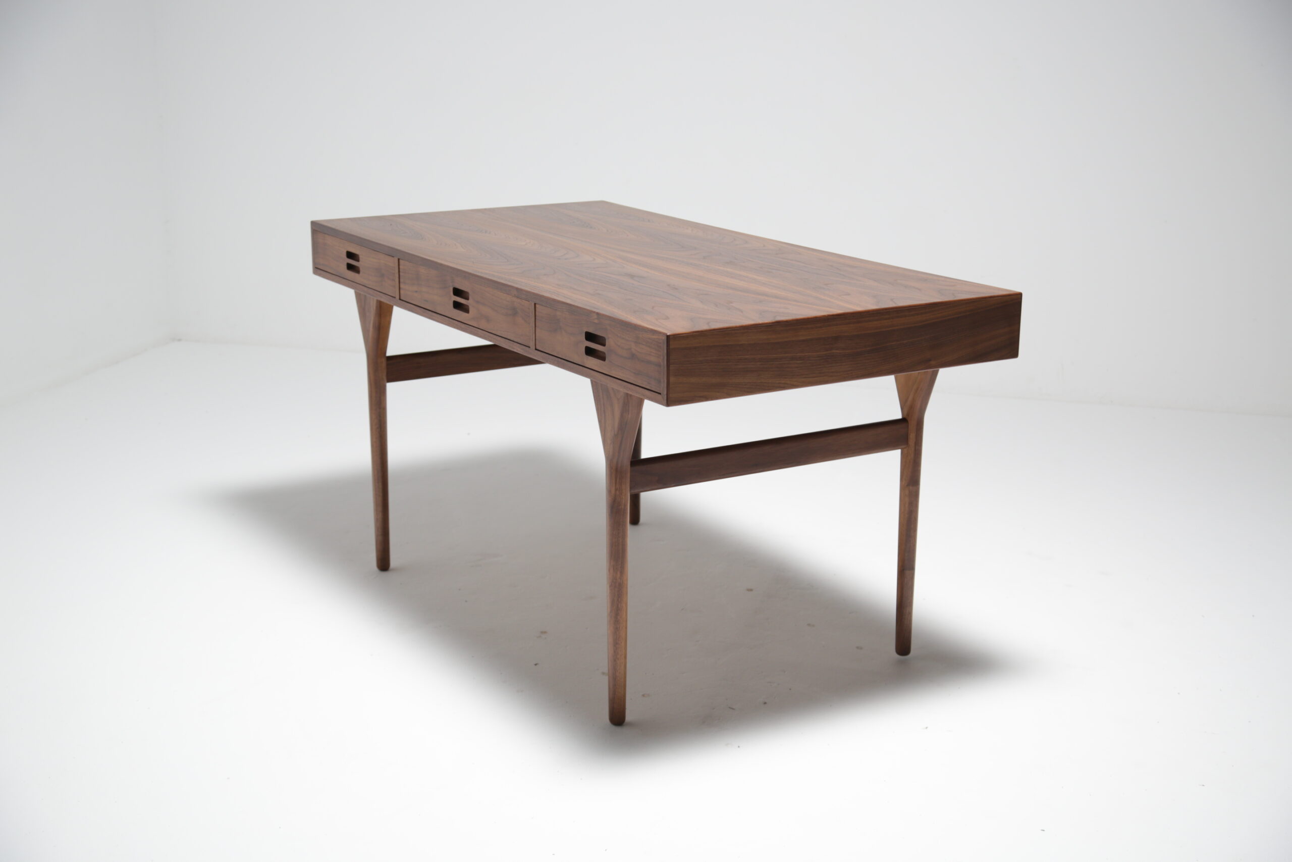 Walnut Desk "ND93" by Nanna Ditzel, Denmark, contemporary. - The ...