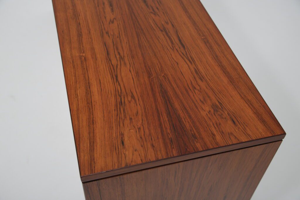 Mid-Century Rosewood Desk by Arne Vodder |The Vintage Hub|