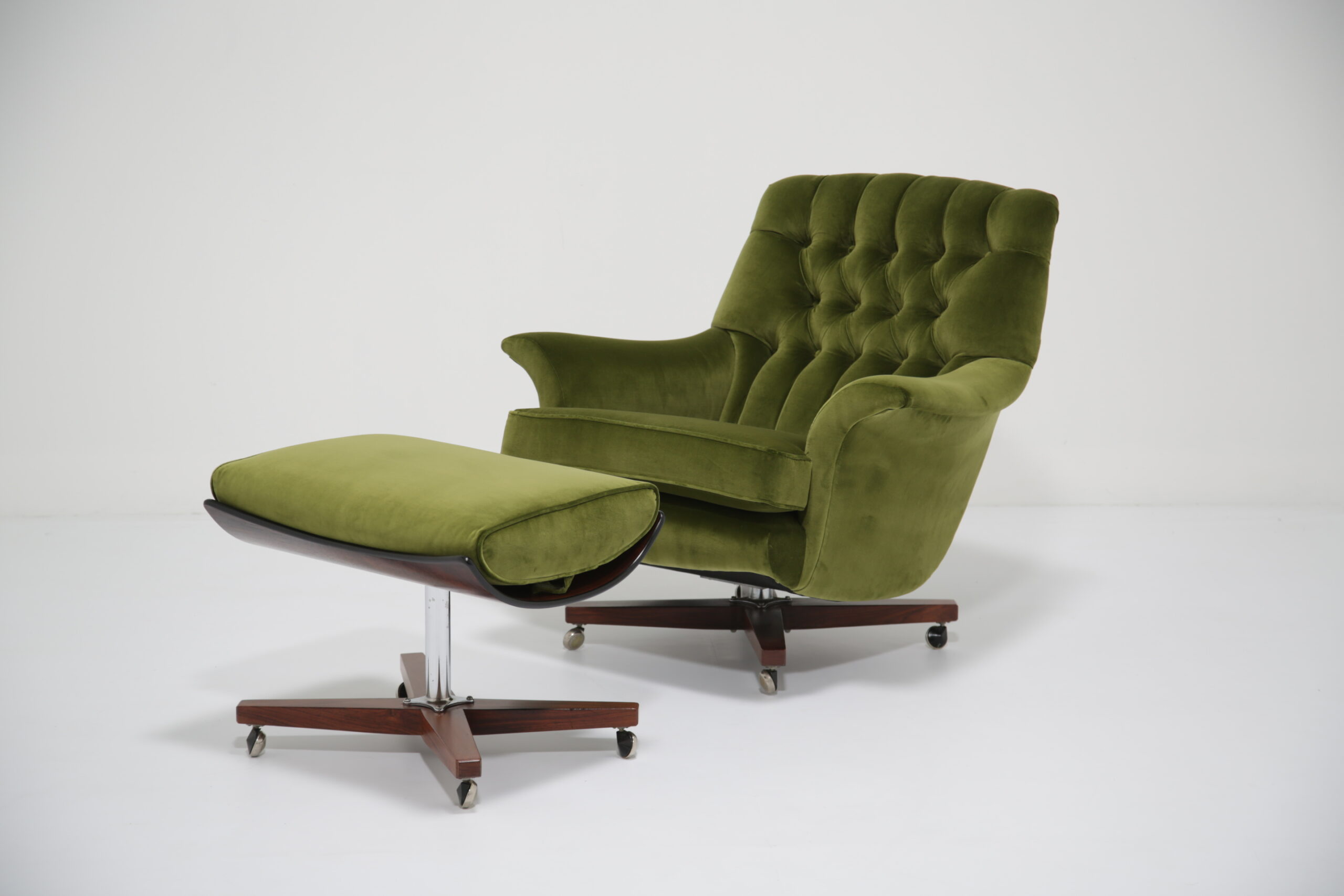 Vintage Green Velvet Swivel Lounge Chair and Ottoman "Model 6250" by G ...